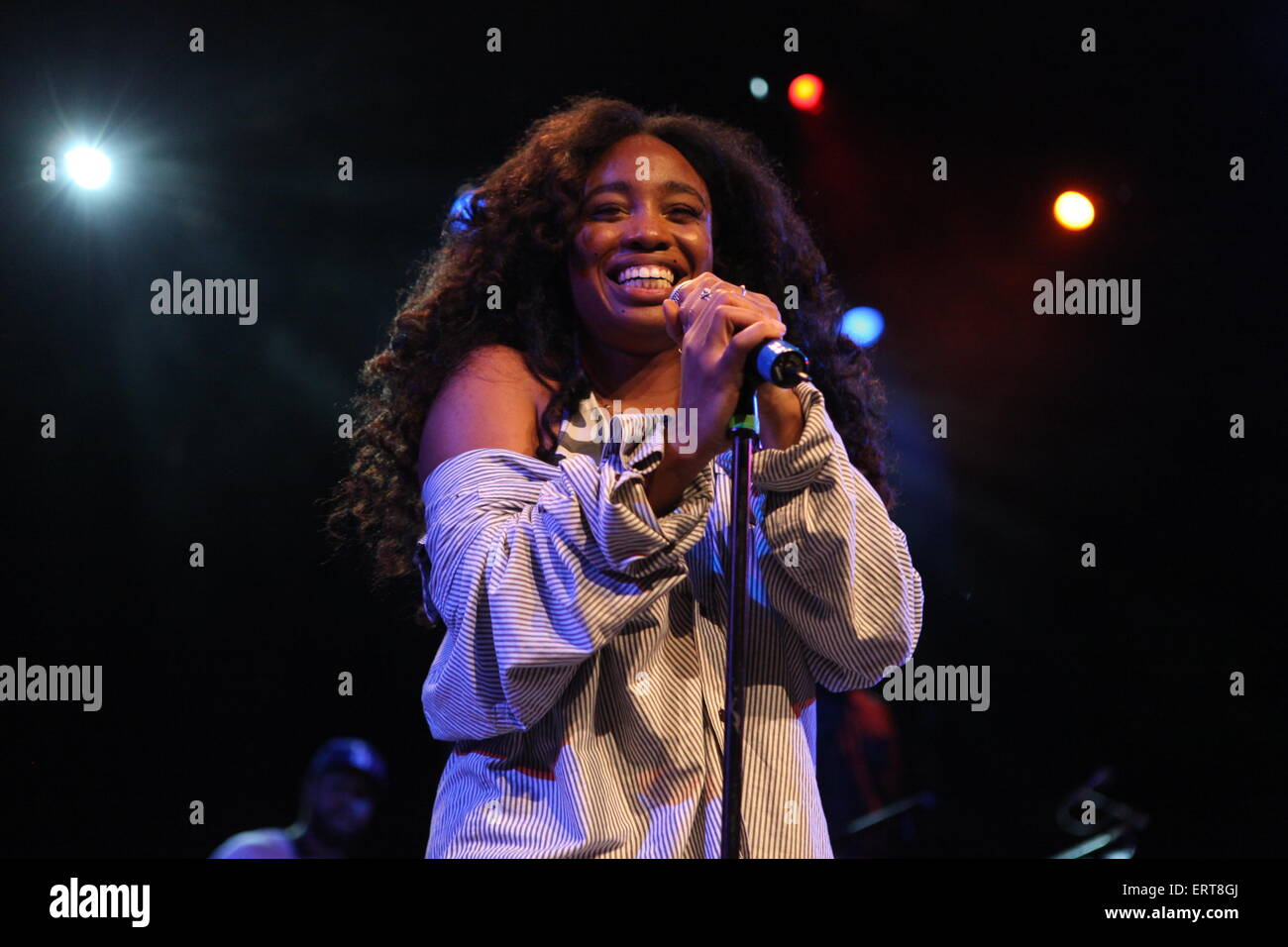 Enter The Void Tour with Jhene Aiko, The Internet, SZA, and Willow ...