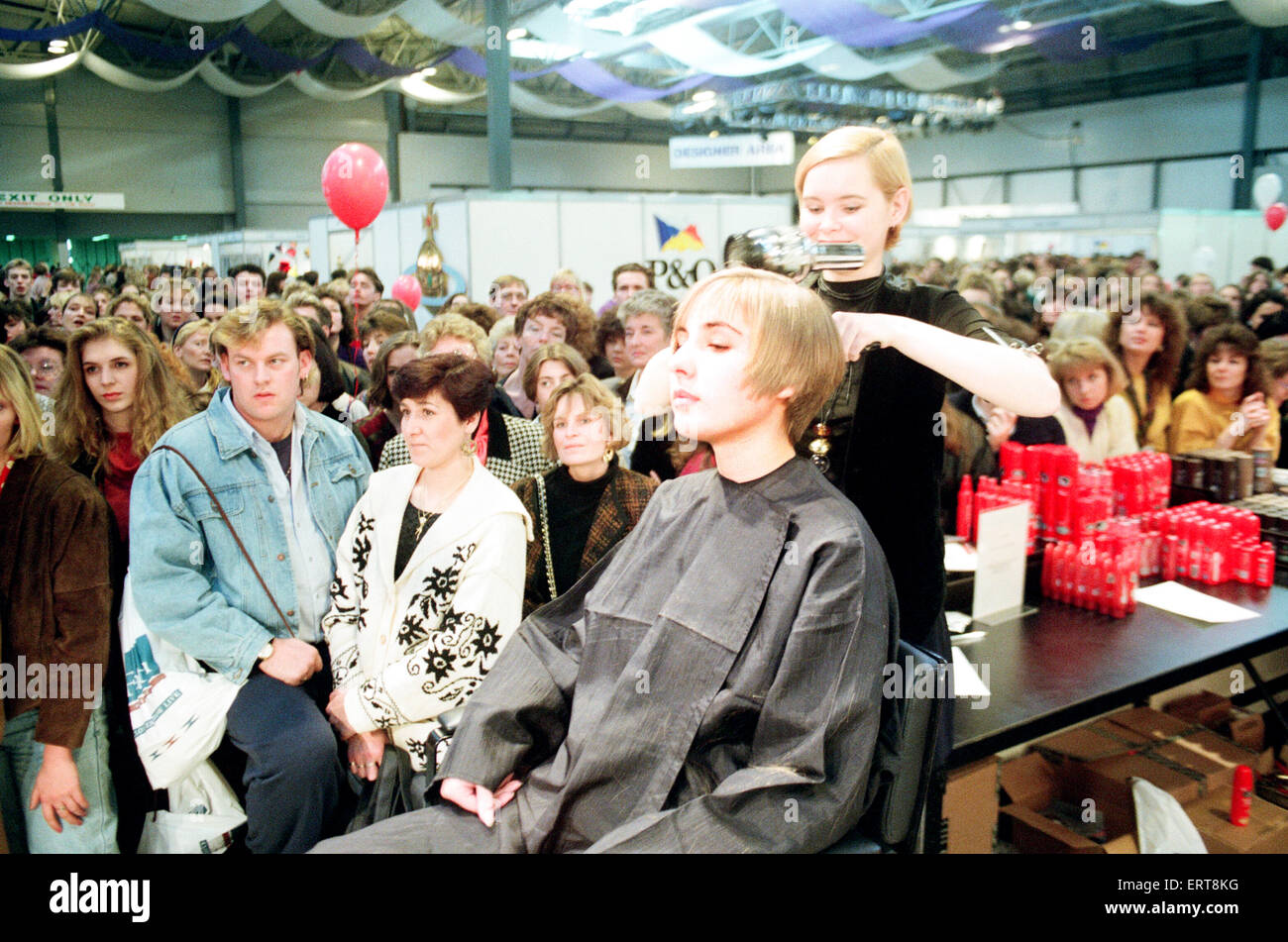 Clothes Show Live, NEC, Birmingham, 7th December 1991. Amanda ...