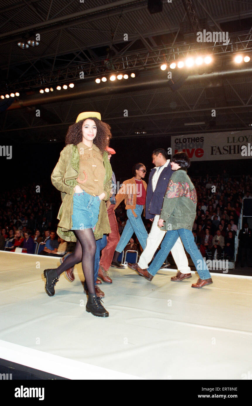 Clothes Show Live, models on the catwalk, Birmingham NEC, 6th December ...