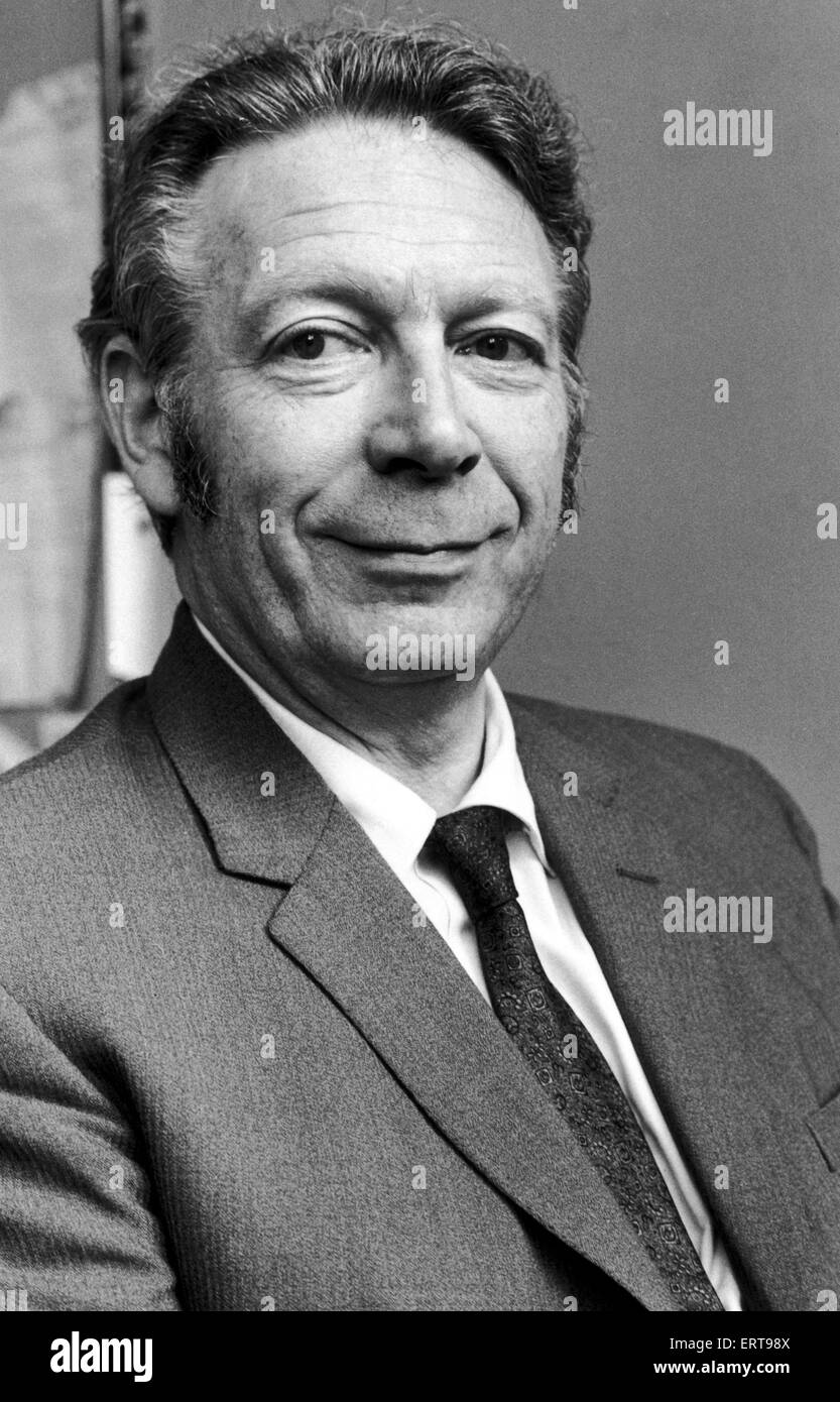 Geoffrey goodman hi-res stock photography and images - Alamy