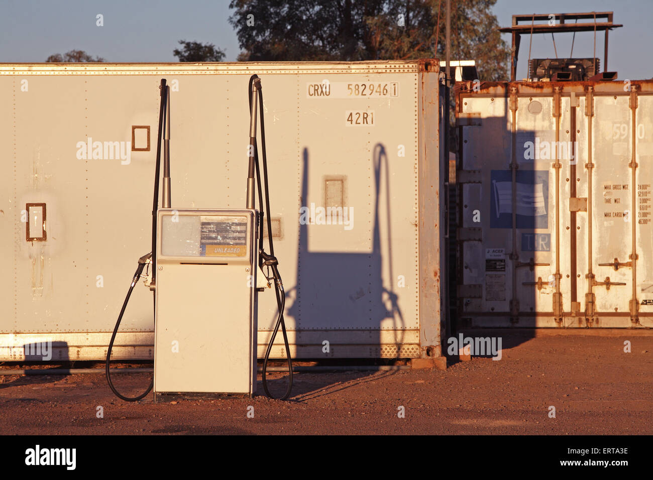 Outback petrol station. Parachilna, Flinders Ranges, South Australia ...