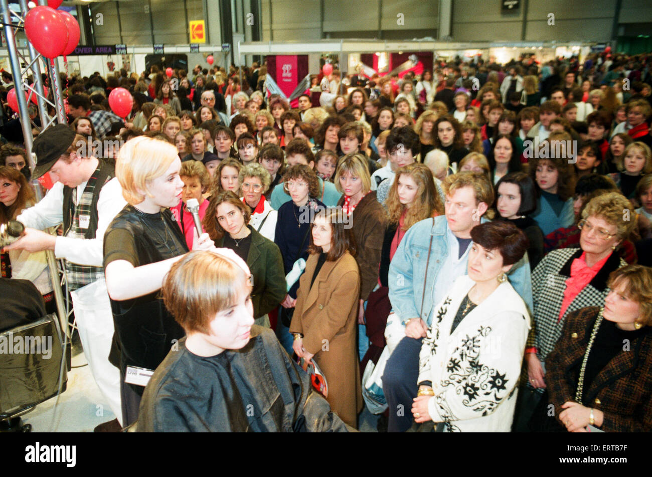 Clothes Show Live, NEC, Birmingham, 7th December 1991. Amanda ...