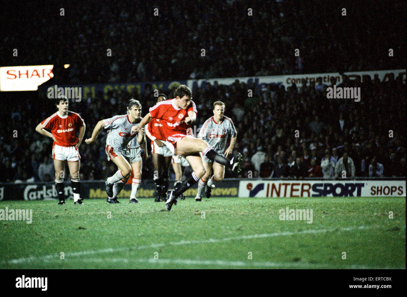 Rumbelows cup 1990 hi-res stock photography and images - Alamy