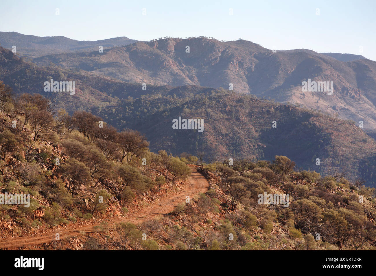 Outback scenery flinders ranges hi-res stock photography and images - Alamy