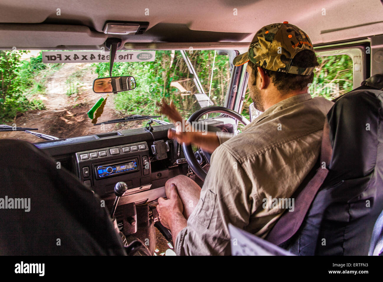 4x4 landrover off road rides at Cheriton Middle Farm on open farm ...