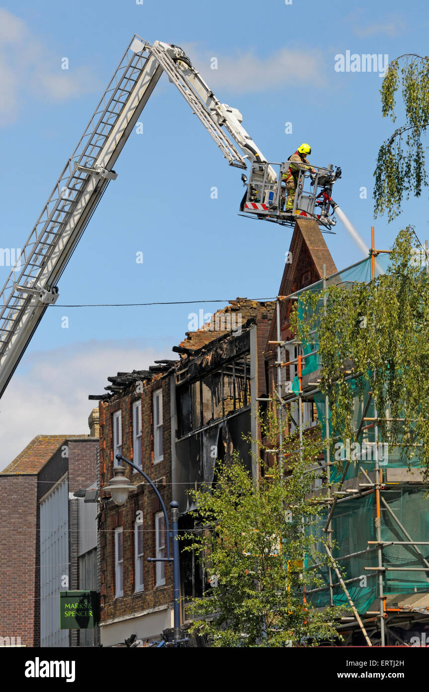 Maidstone, Kent, UK. 8th June, 2015. Fire at 'The Works' bookshop in ...