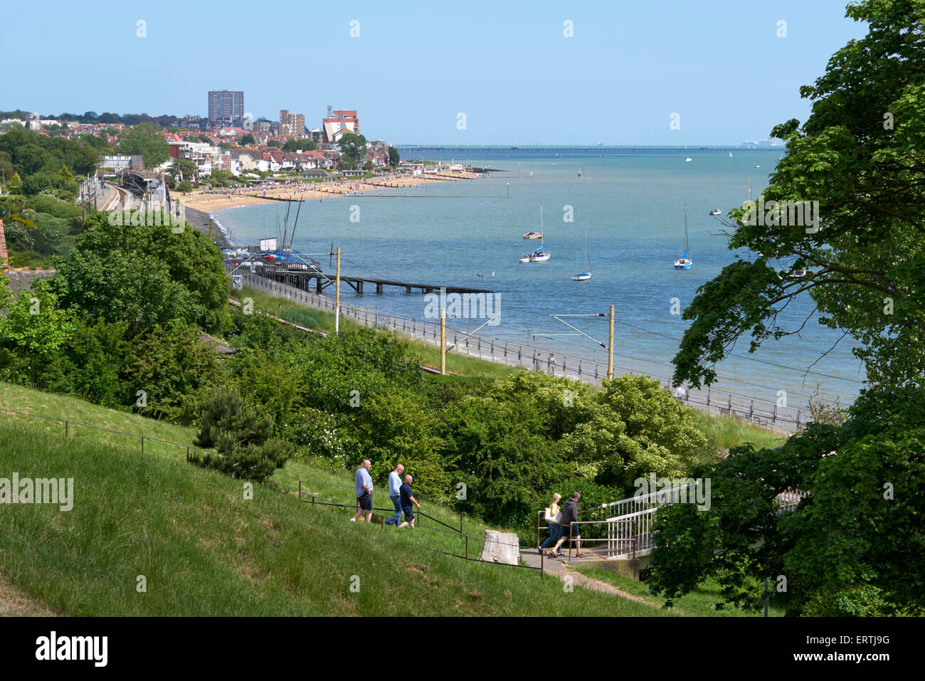 Leigh on sea hi-res stock photography and images - Alamy
