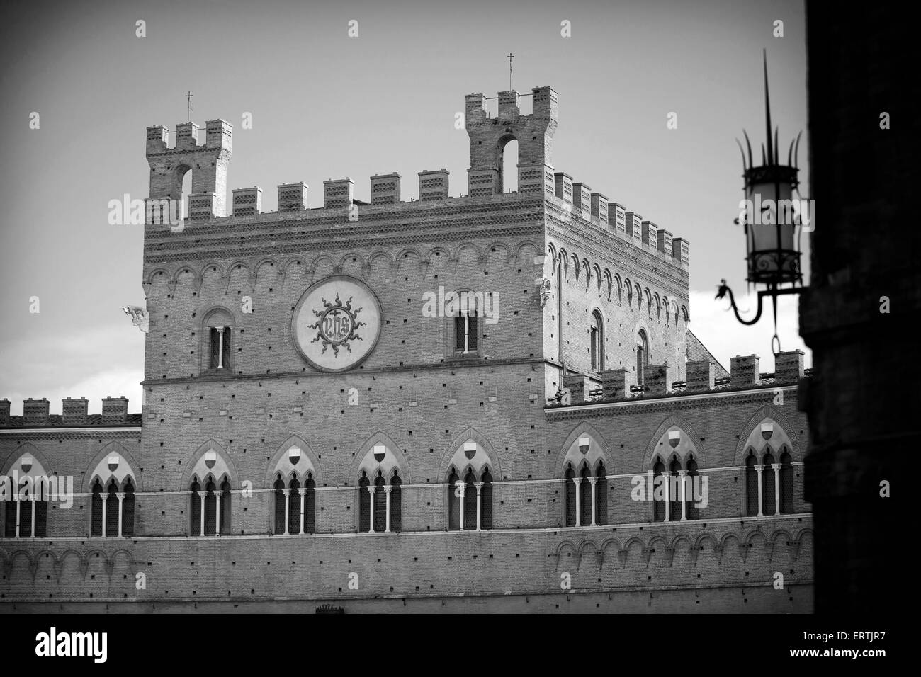 House facade campo square Black and White Stock Photos & Images - Alamy
