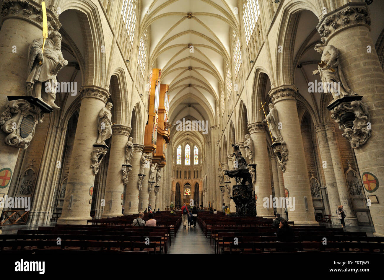 Interior brussels church hi-res stock photography and images - Alamy