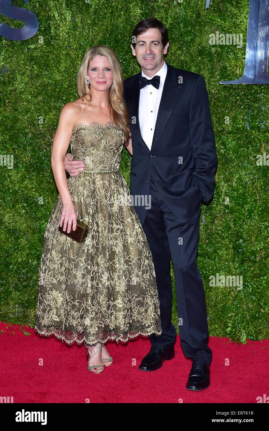 Greg naughton hi-res stock photography and images - Alamy