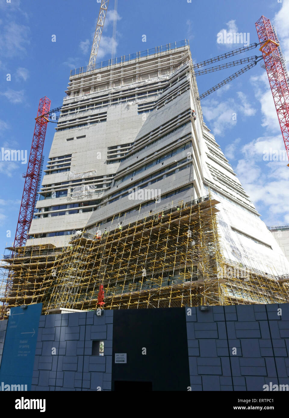 Twisted design hi-res stock photography and images - Alamy