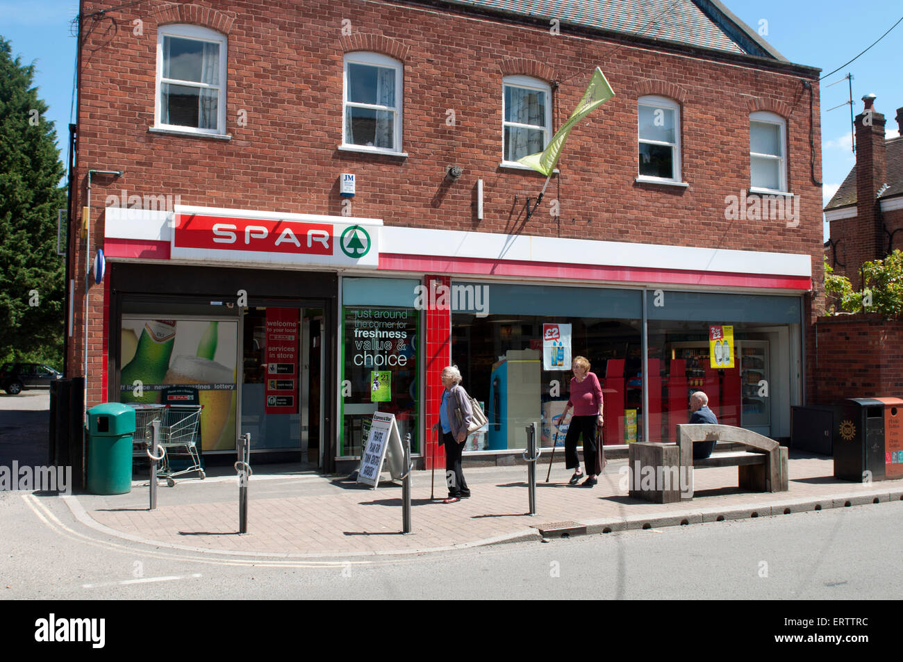 Spar shop hi-res stock photography and images - Alamy