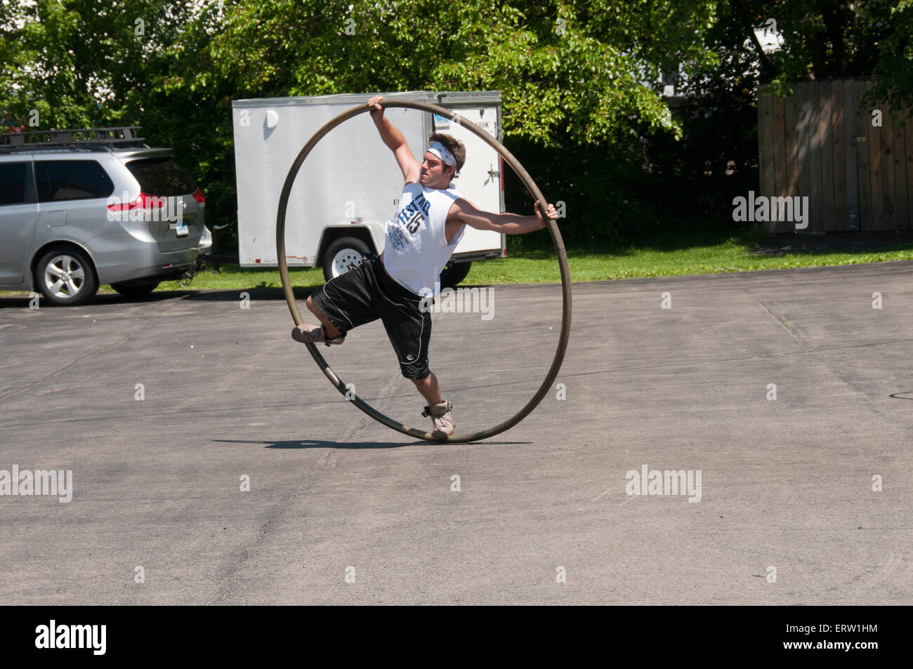Metal loop hi-res stock photography and images - Alamy