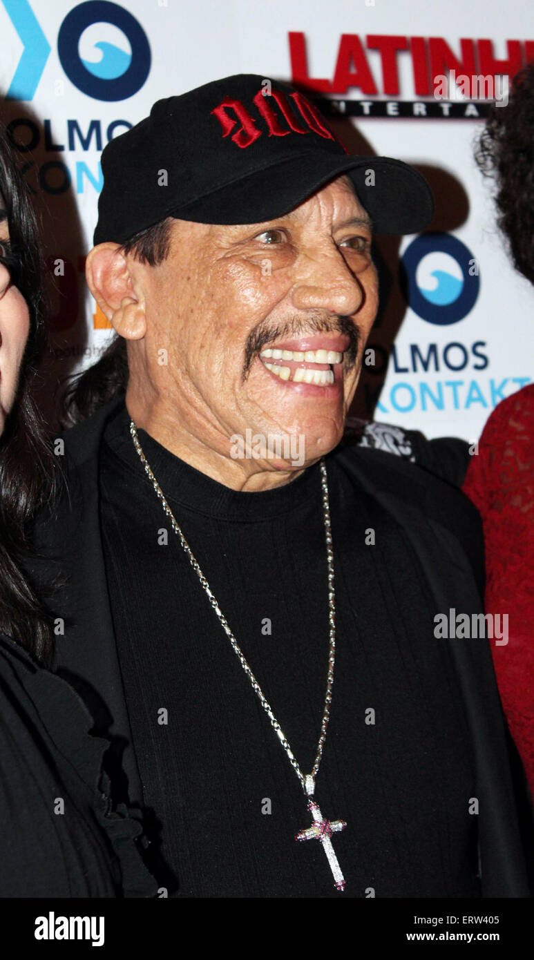 Danny trejo heat hi-res stock photography and images - Alamy
