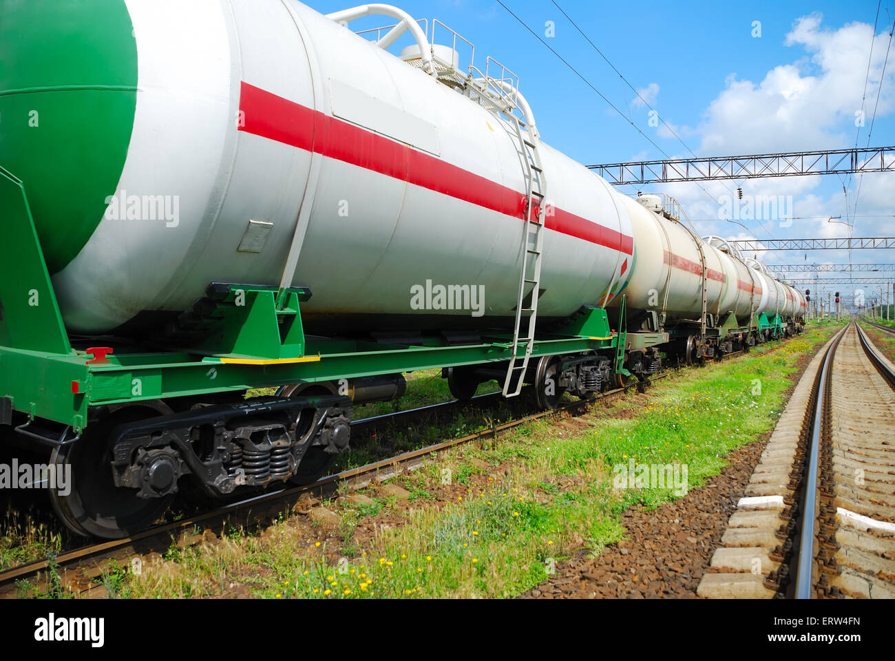 Set of tanks with oil and fuel transport by rail Stock Photo - Alamy