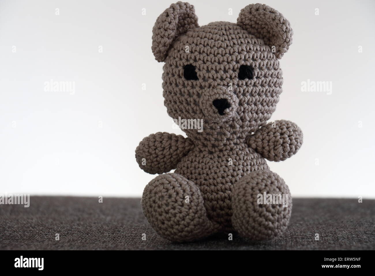 knitted teddy bear Stock Photo - Alamy