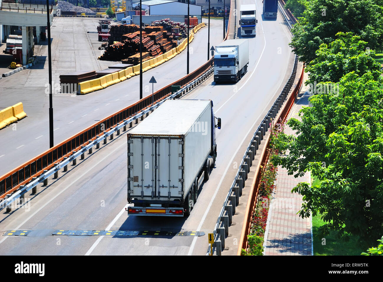 Transportation of containers by lorry Stock Photo - Alamy