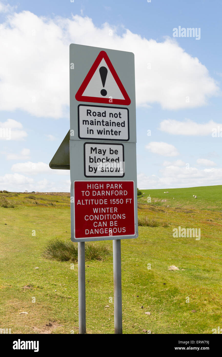 Road blocked sign hi-res stock photography and images - Alamy