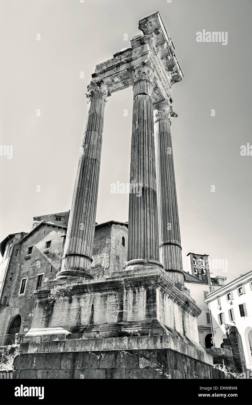temple of apollo in rome Stock Photo - Alamy