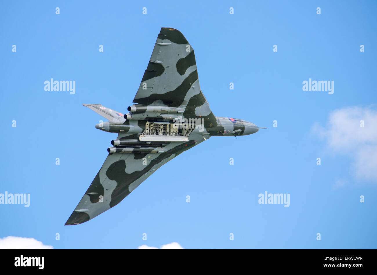 Delta wing hi-res stock photography and images - Alamy