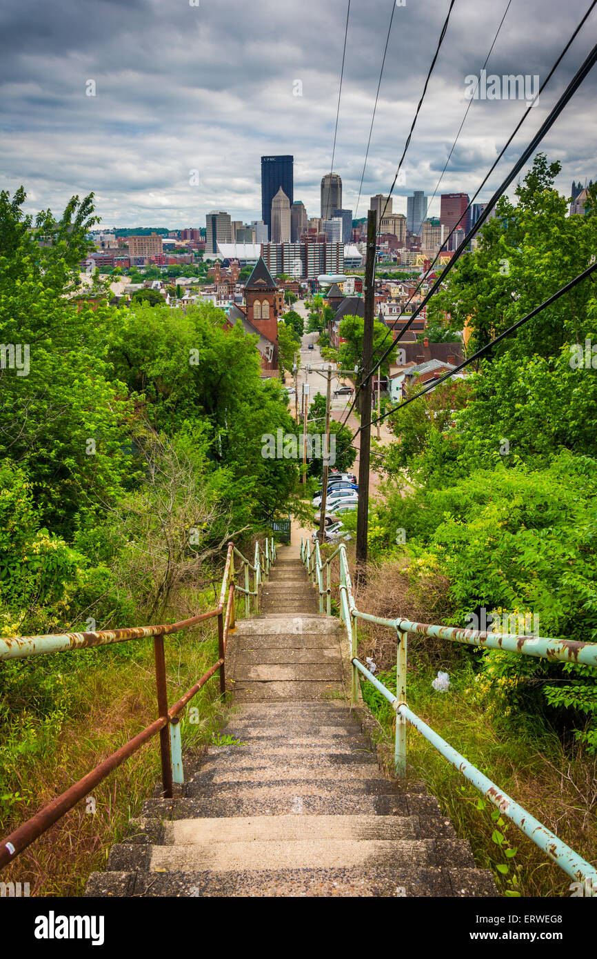 Staircase and view of the skyline in Pittsburgh, Pennsylvania Stock ...