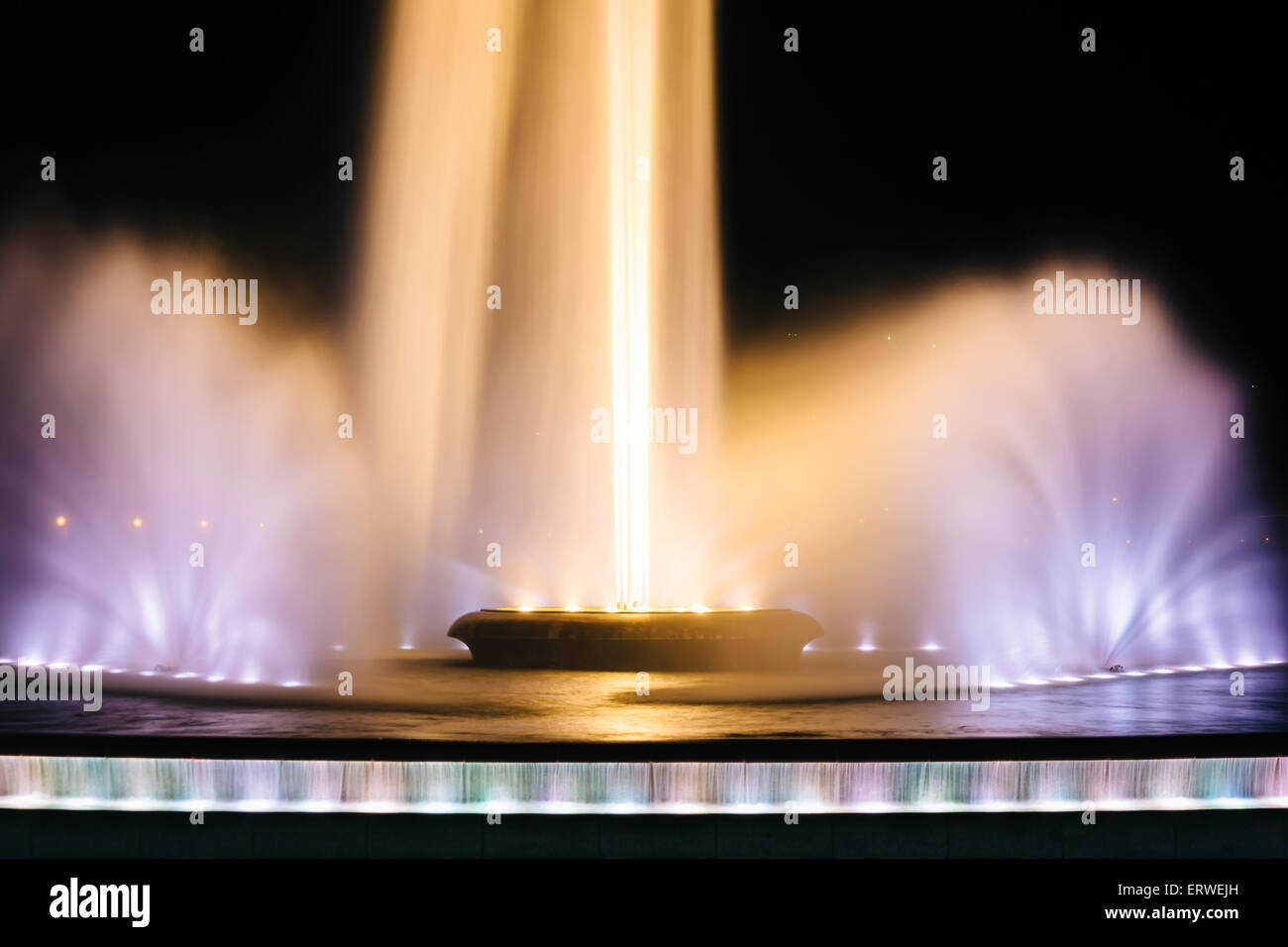 The fountain at night, at Point State Park, in Pittsburgh, Pennsylvania ...