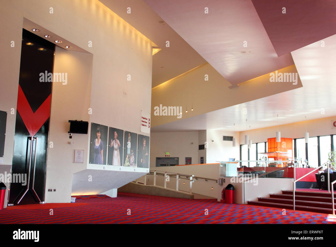 Crucible theatre interior hi-res stock photography and images - Alamy