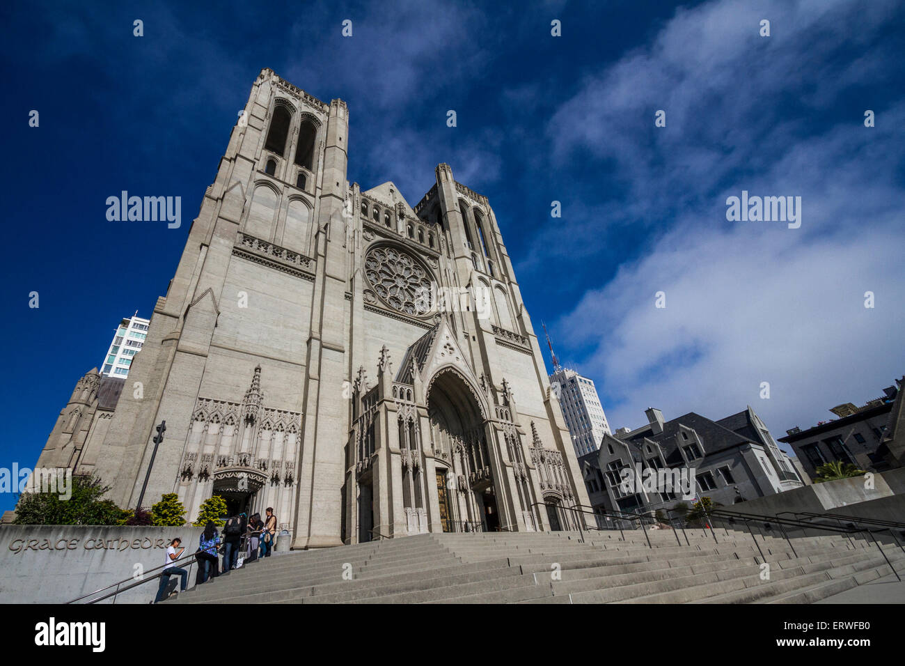 Grace cathedral san francisco hi-res stock photography and images - Alamy