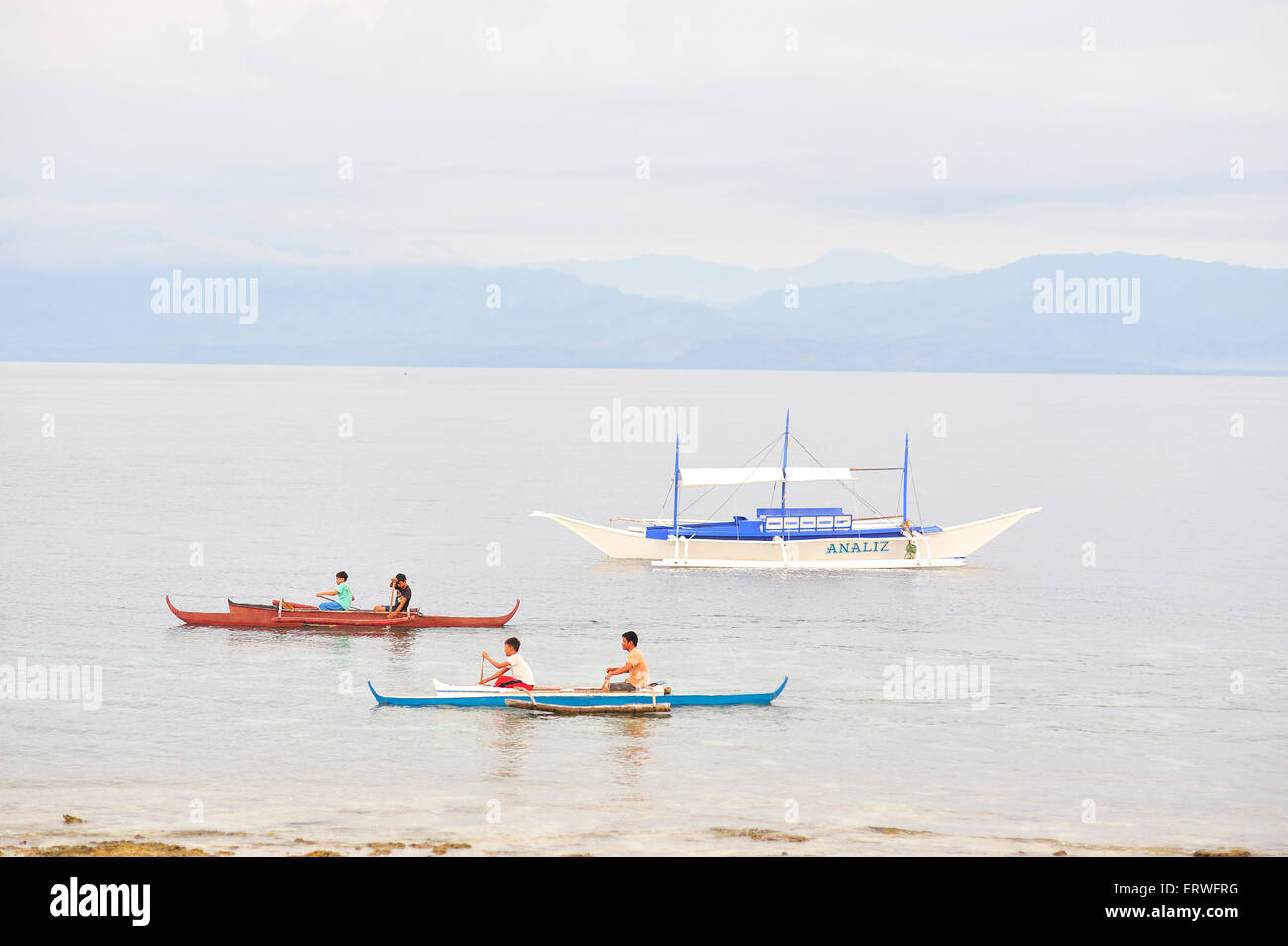 Filipino fishing hi-res stock photography and images - Alamy