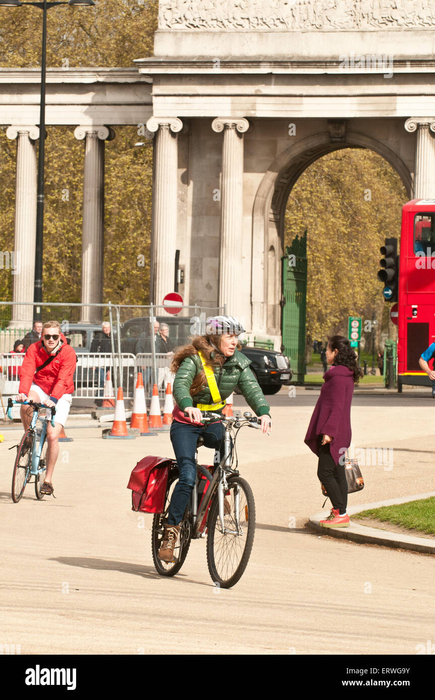 Bicycle riders in London Stock Photo - Alamy
