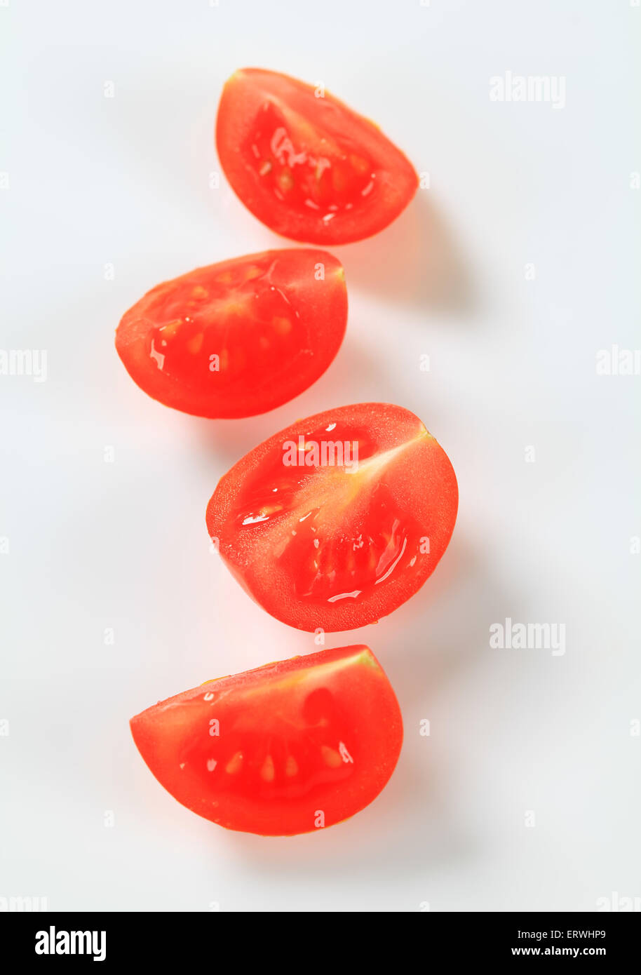 Tomato quarters hi-res stock photography and images - Alamy