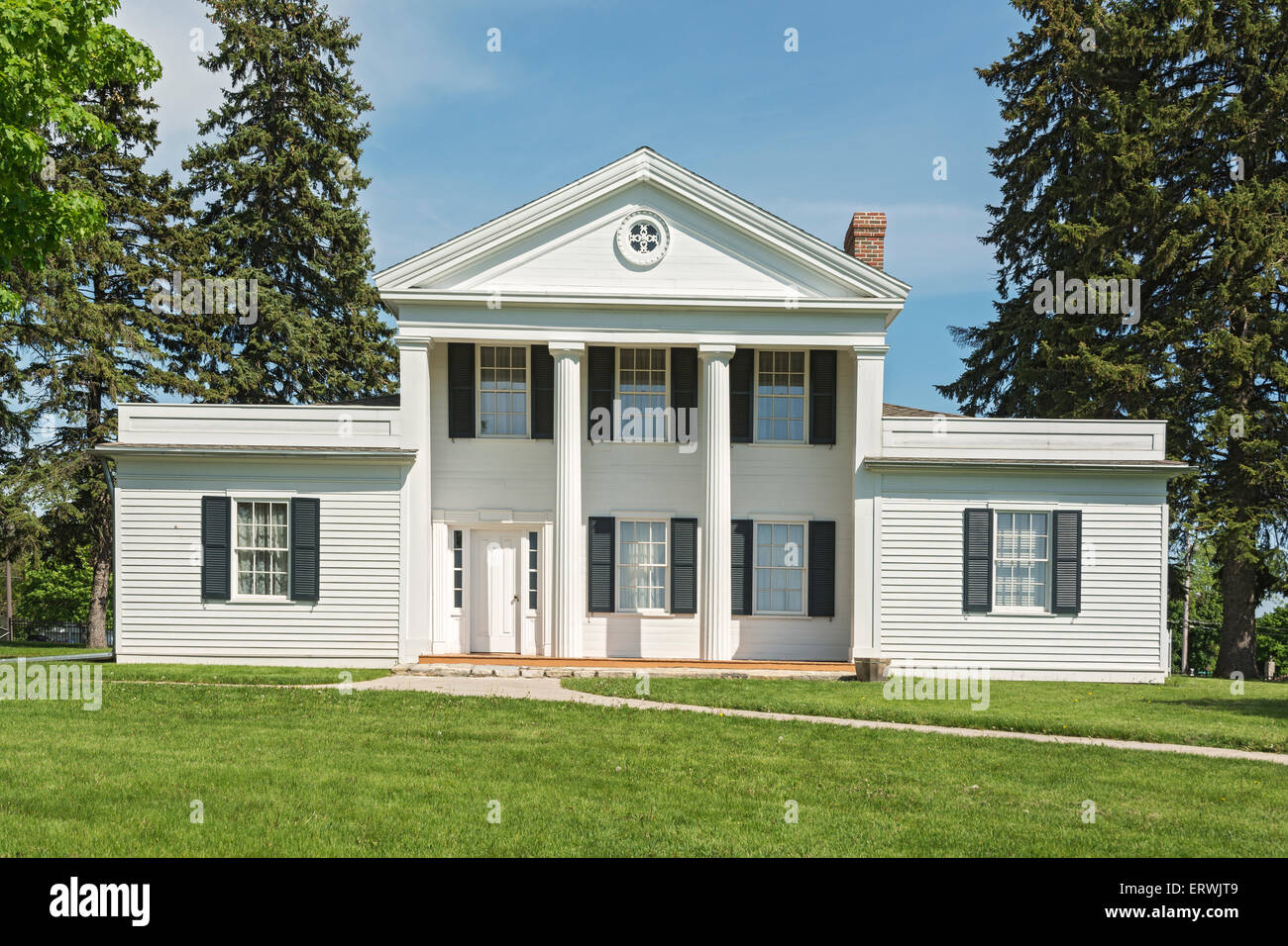 Cotton house hi-res stock photography and images - Alamy