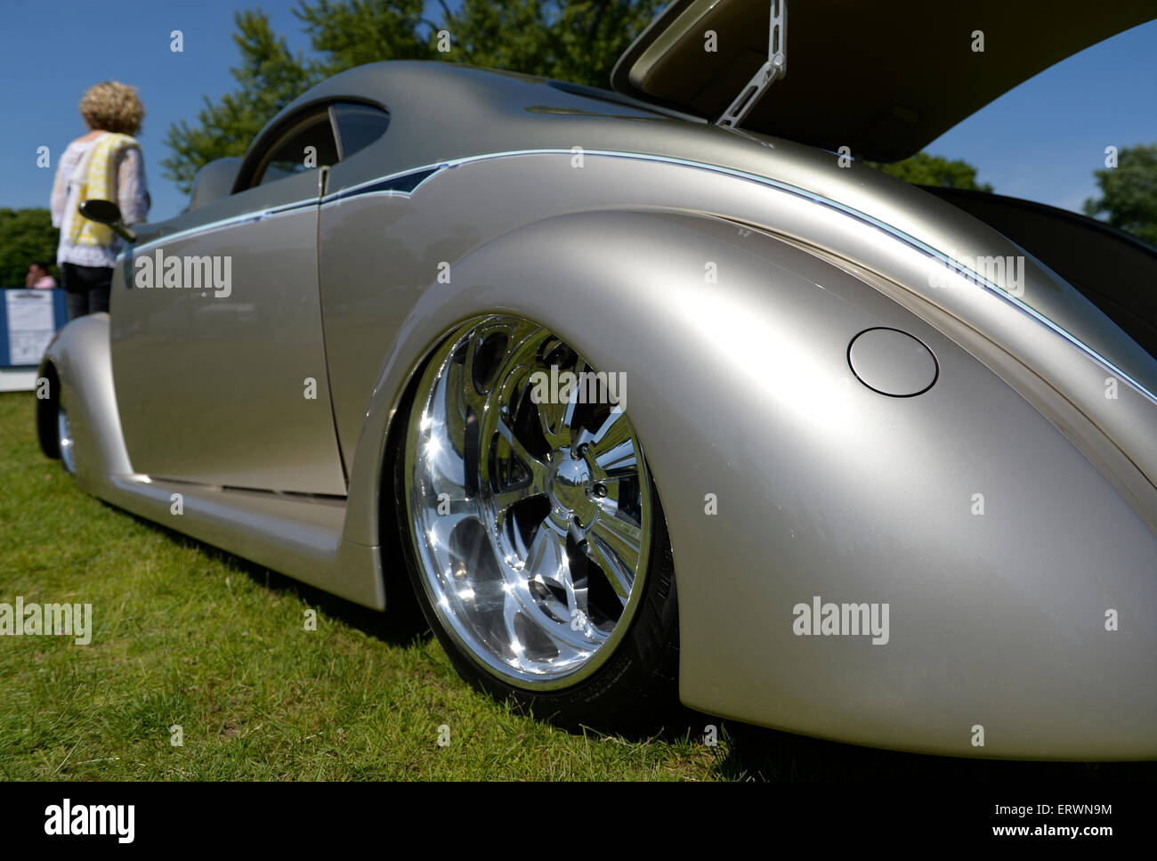 Modified ford popular hi-res stock photography and images - Alamy