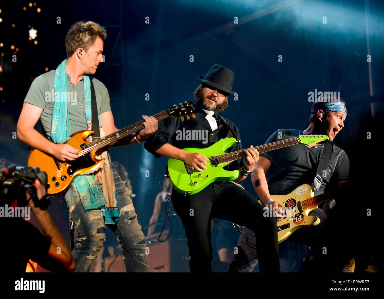Rascal Flatts performing at the Carolina Country Music Festival at ...