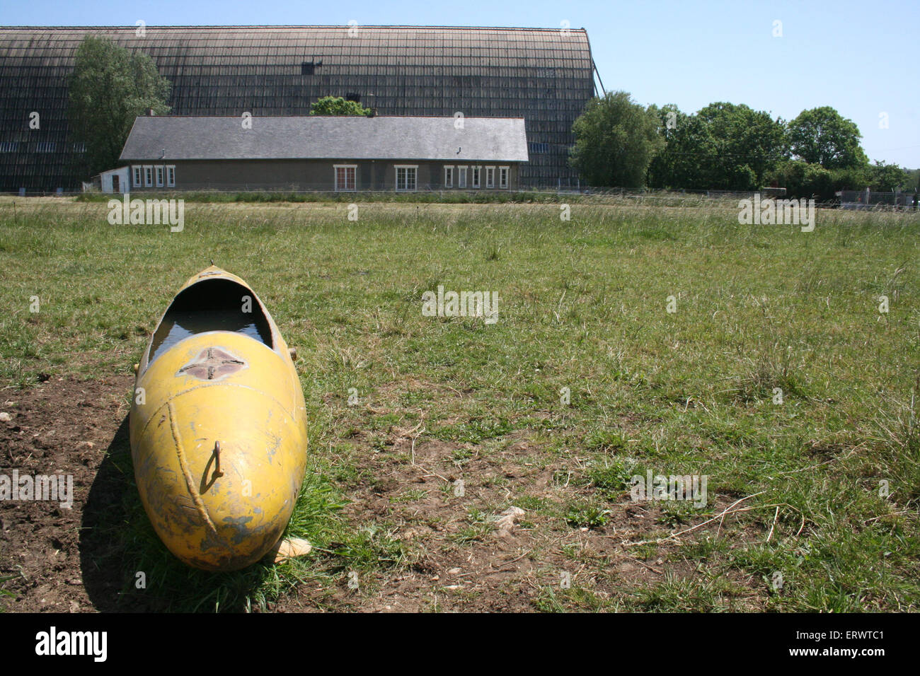 Us army water tank hi-res stock photography and images - Alamy