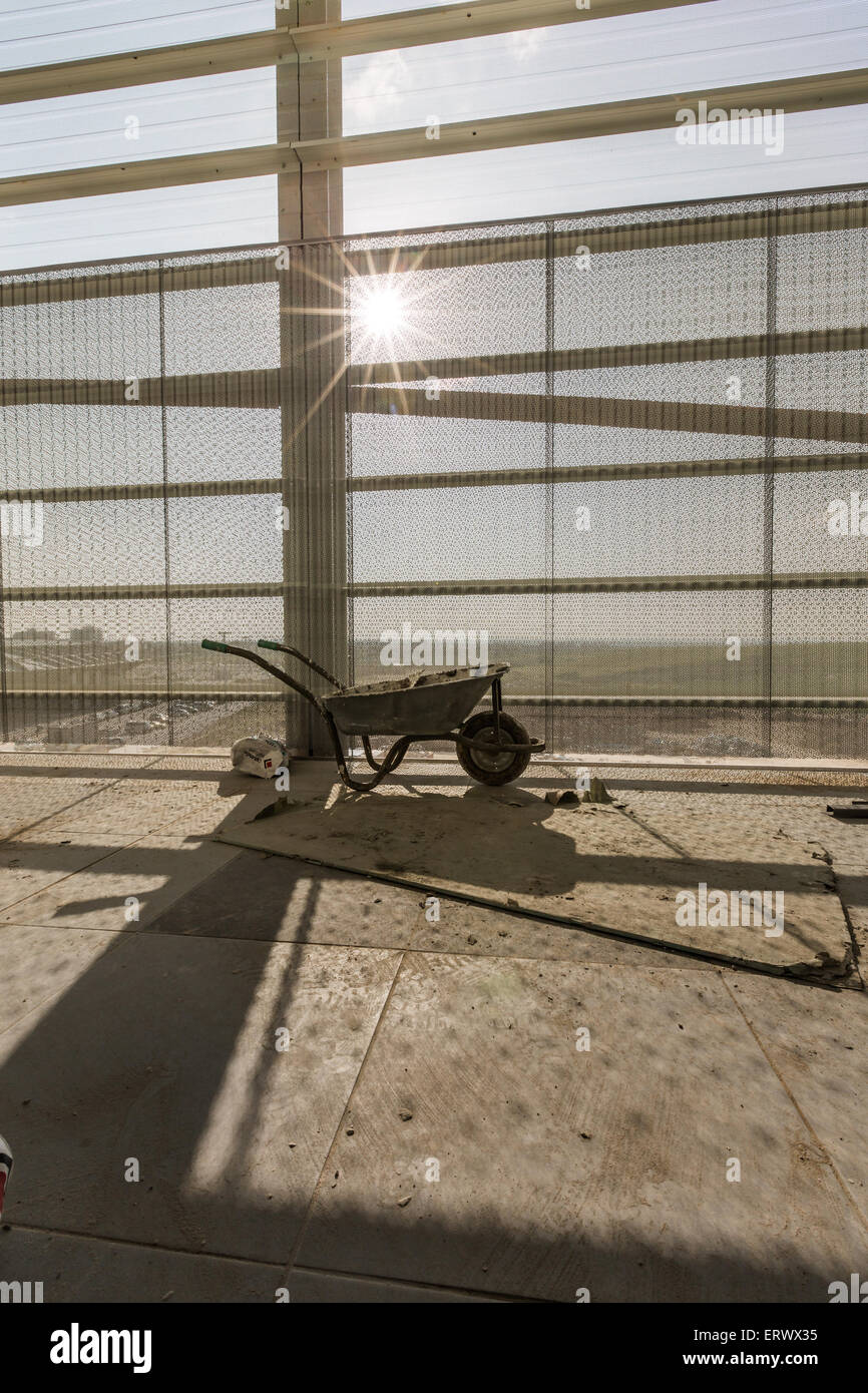 Building trolley hi-res stock photography and images - Alamy