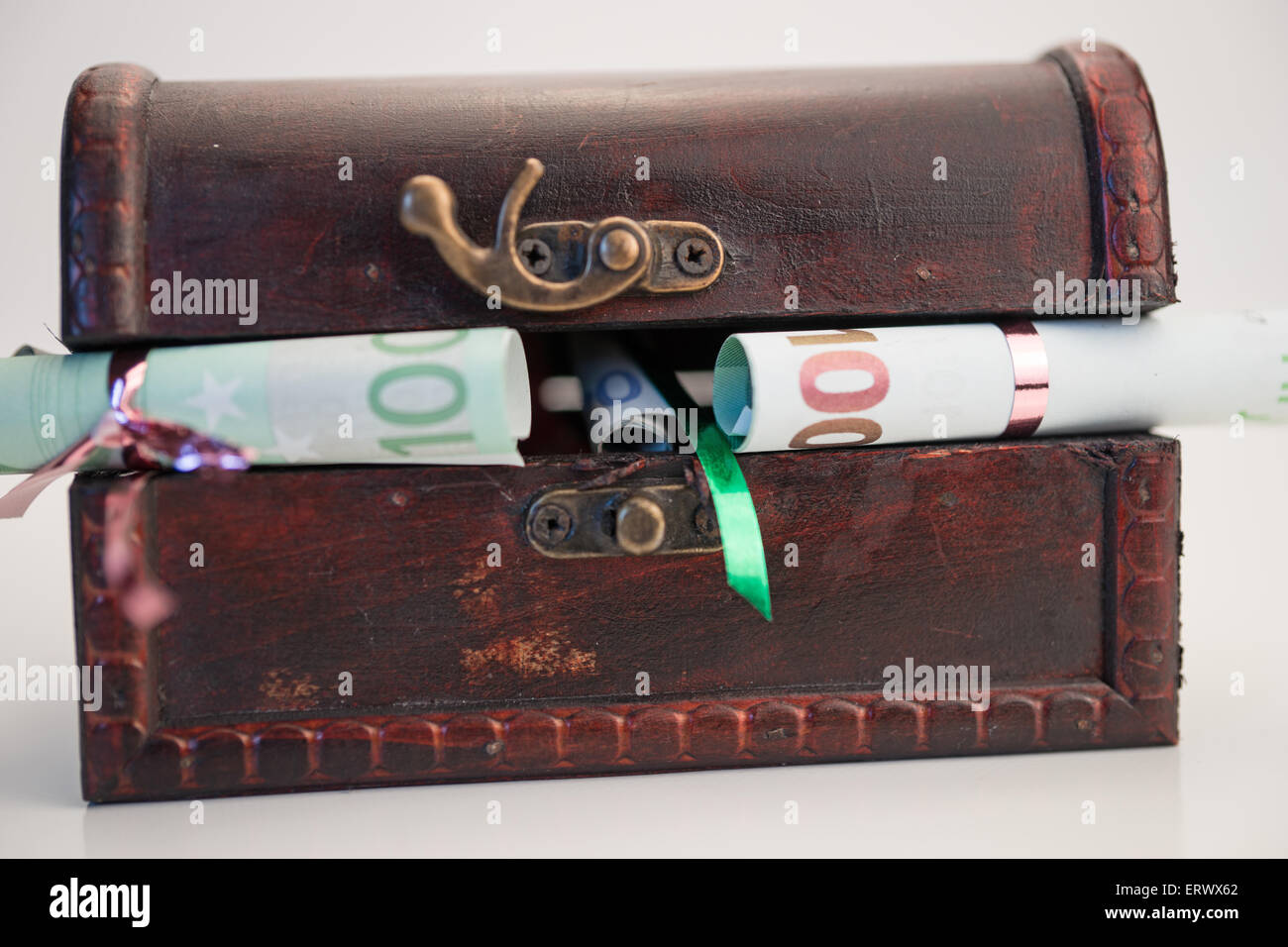 Currency chest hi-res stock photography and images - Alamy