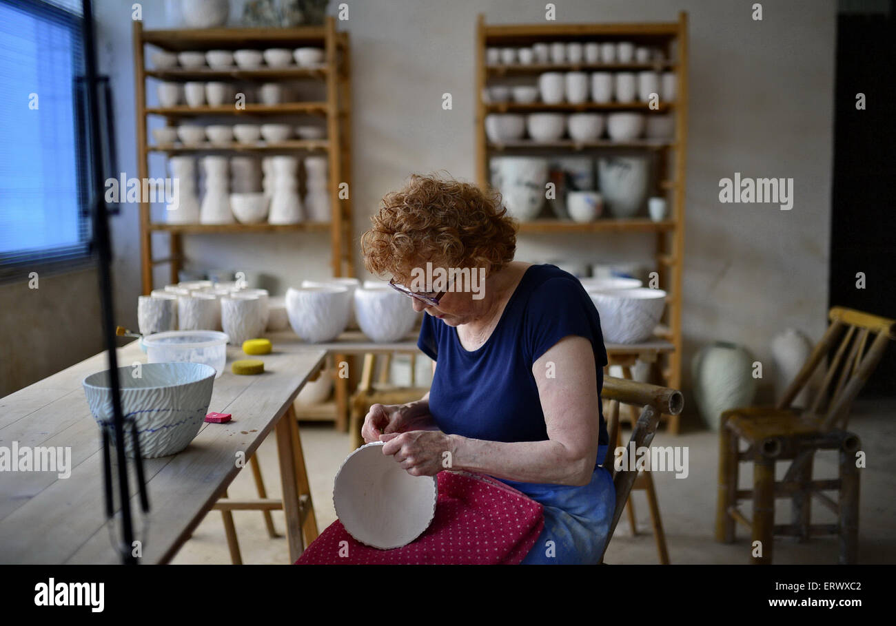 Jingdezhen, China's Jiangxi Province. 4th June, 2015. Babs Haenen, a ...