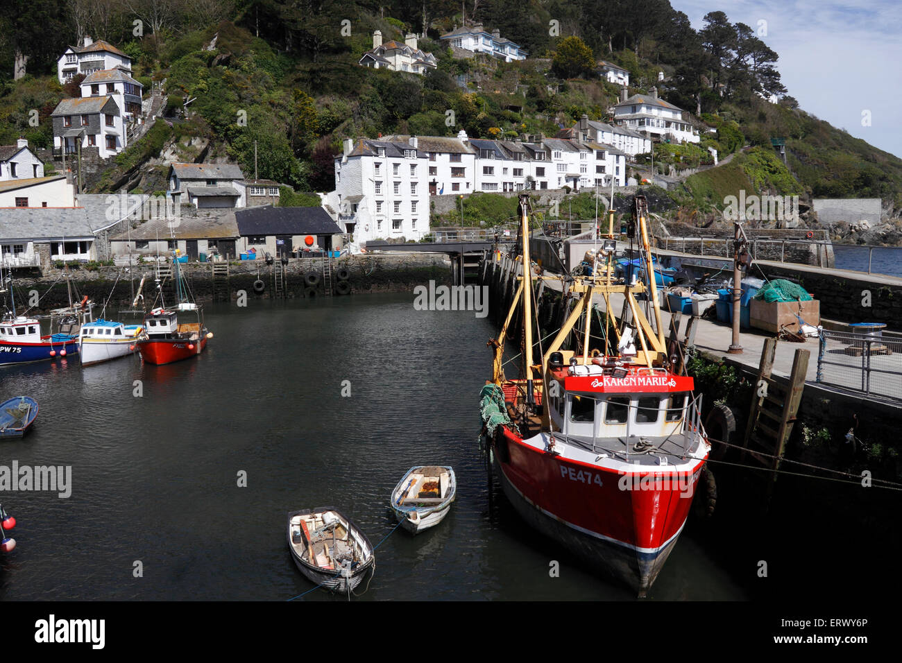 POLPERRO. CORNWALL ENGLAND UK. TRADITIONAL CORNISH FISHING VILLAGE AND ...