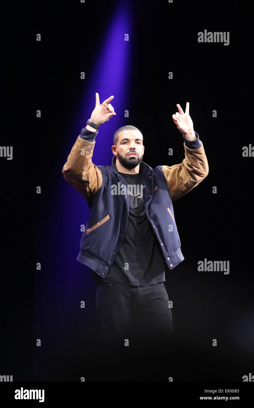 Drake rapper hi-res stock photography and images - Alamy