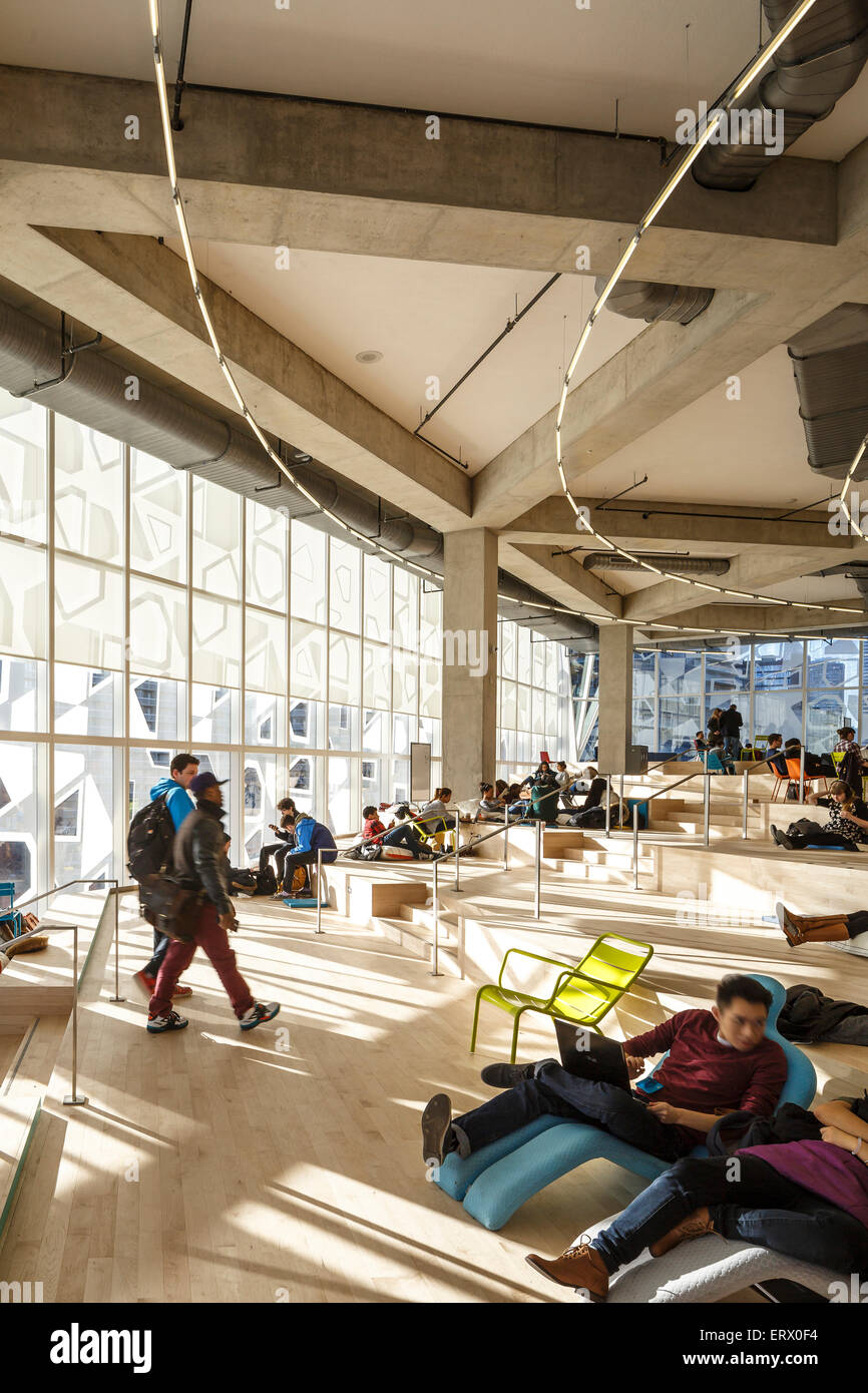 Student students lounge area hi-res stock photography and images - Alamy