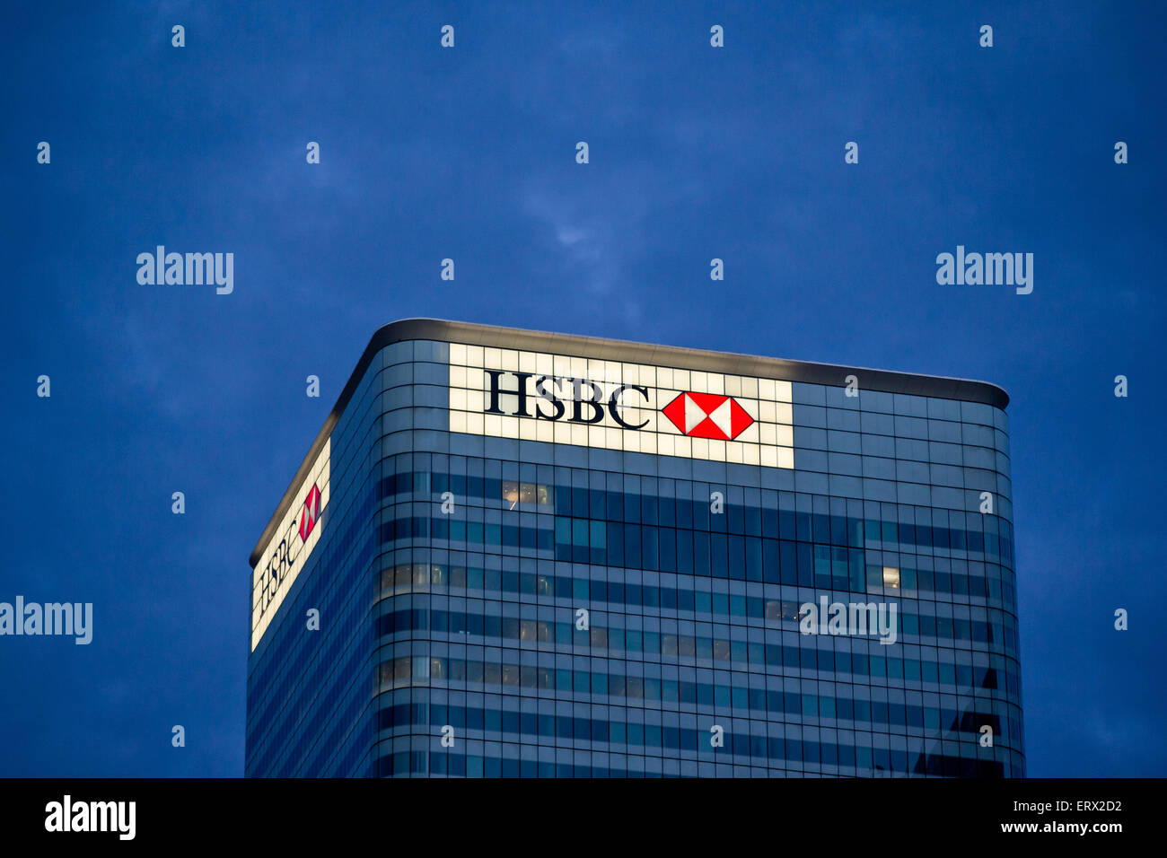 View of the building of the Headquarters of HSBC bank in Canary Wharf ...