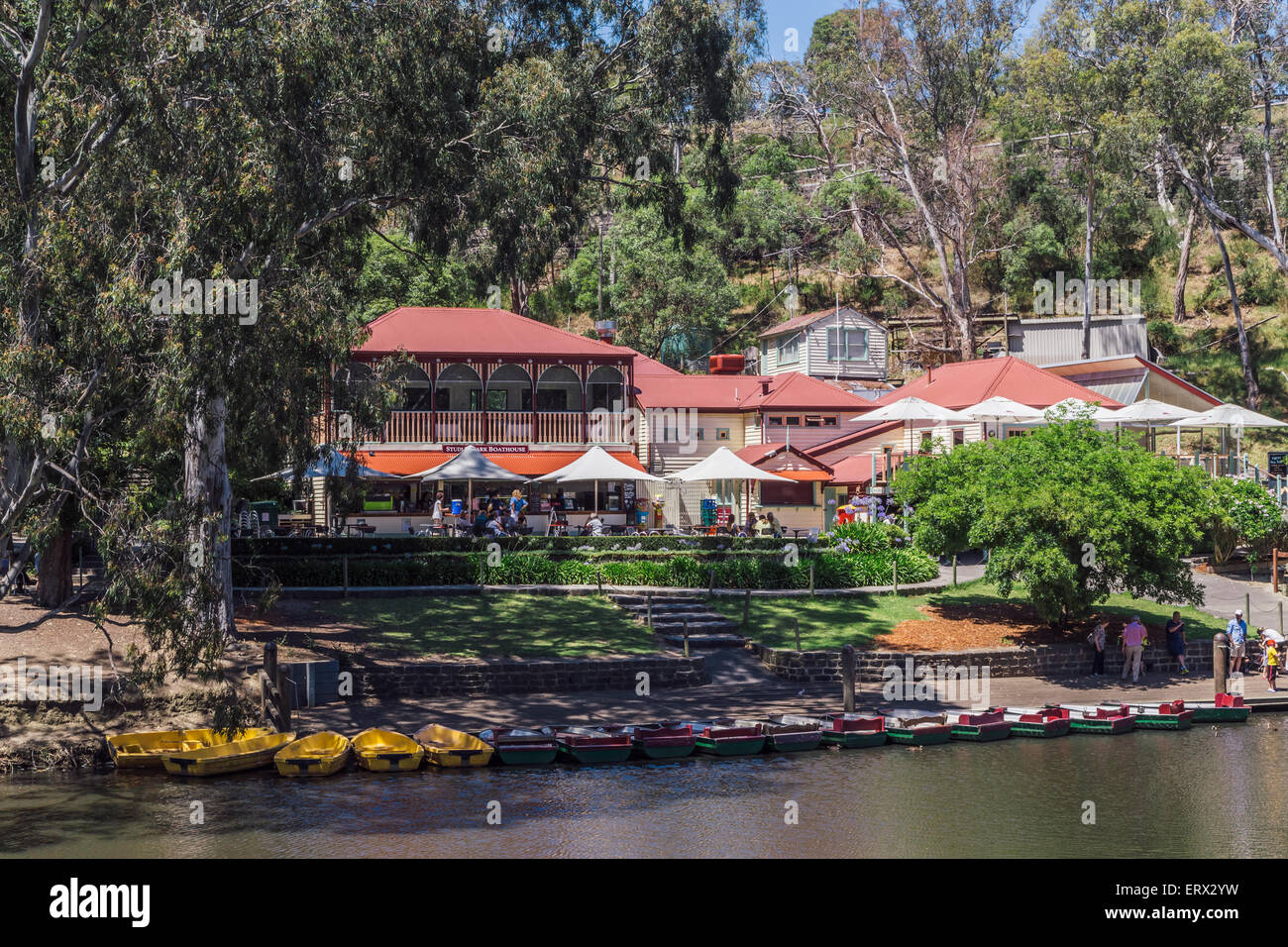 Kew melbourne victoria australia hi-res stock photography and images ...