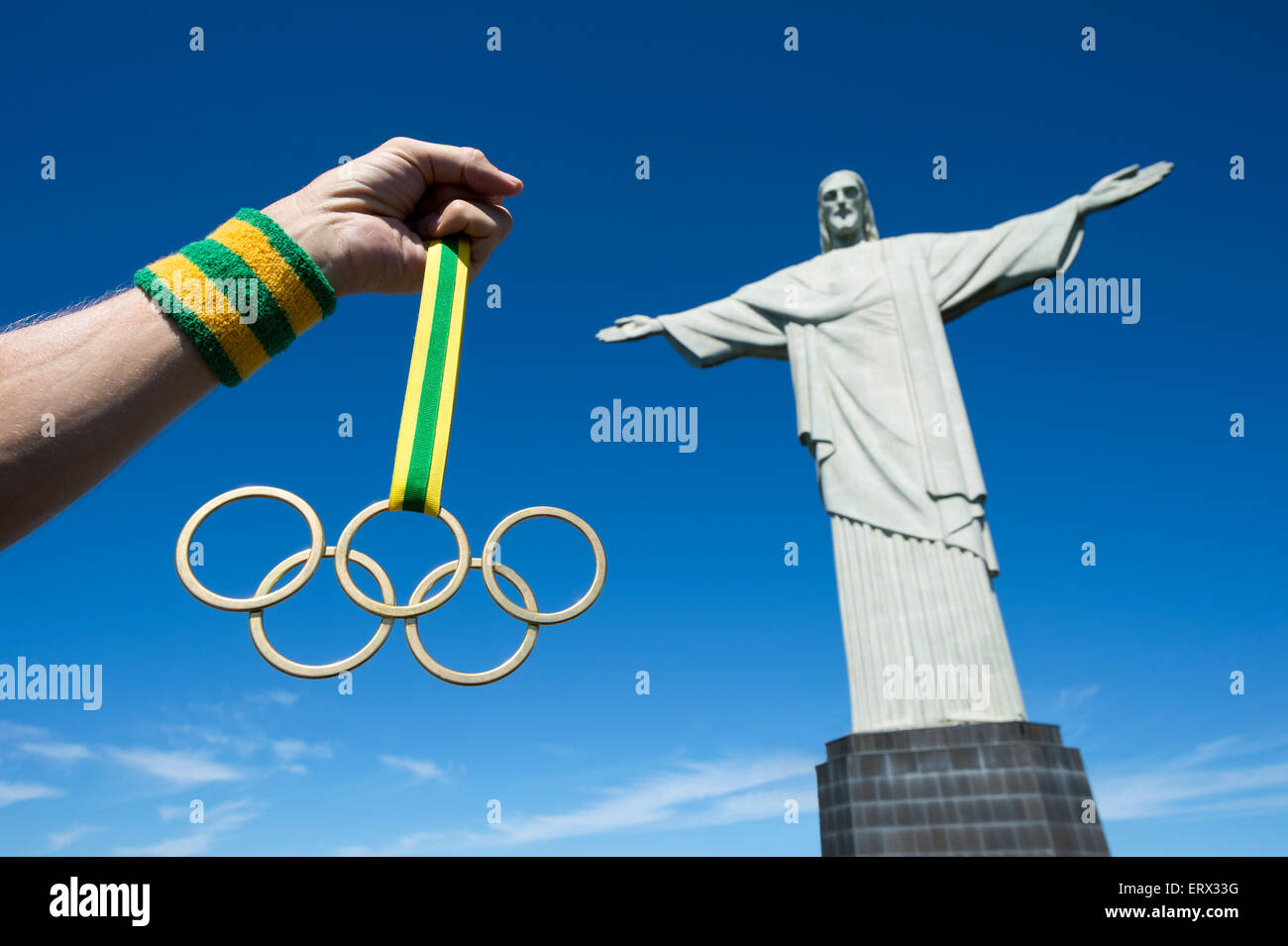 Hand cristo redentor rio de hi-res stock photography and images - Alamy