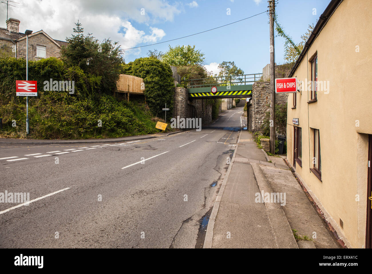 Templecombe village hi-res stock photography and images - Alamy