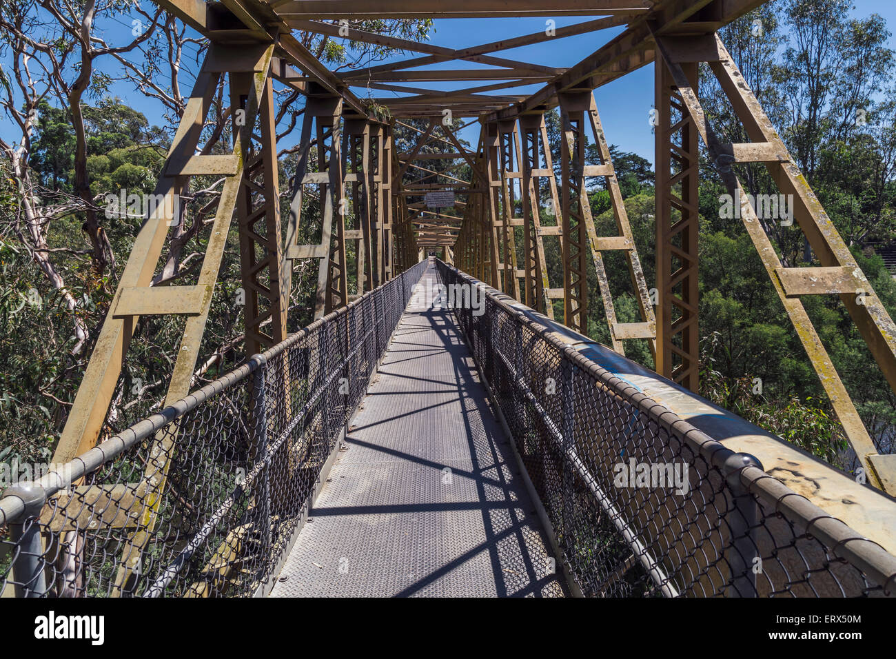 Pipe bridge hi-res stock photography and images - Alamy