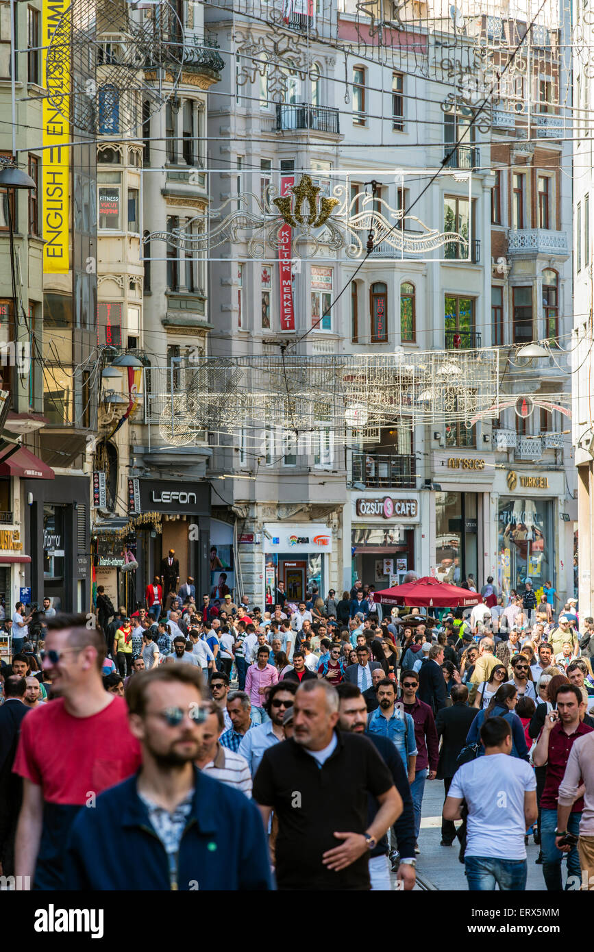 Istiklal street crowd hi-res stock photography and images - Alamy