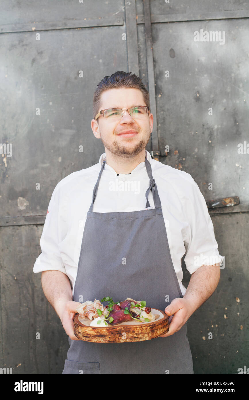 Chefs young caucasian outdoors hi-res stock photography and images - Alamy