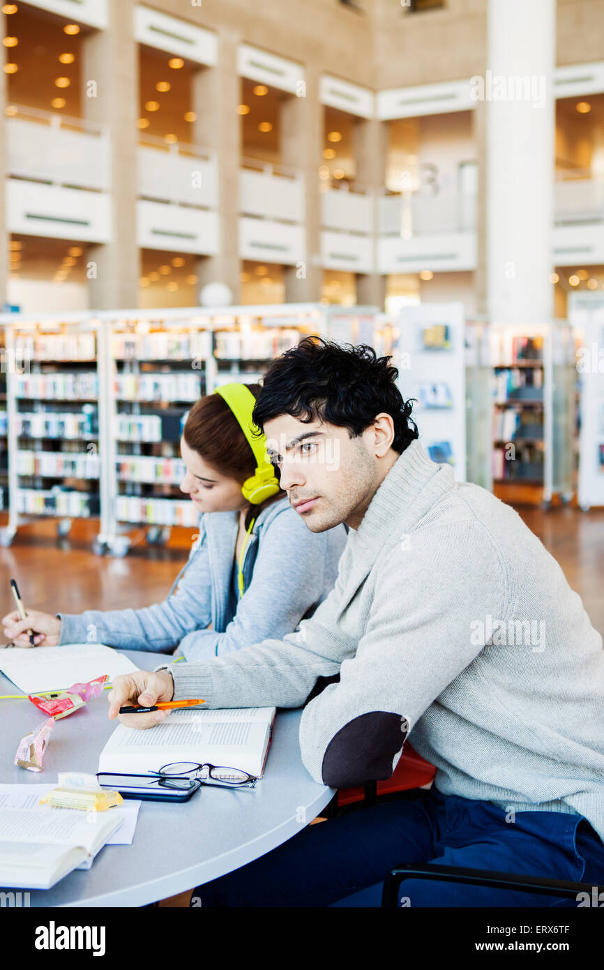 Lost notes hi-res stock photography and images - Alamy