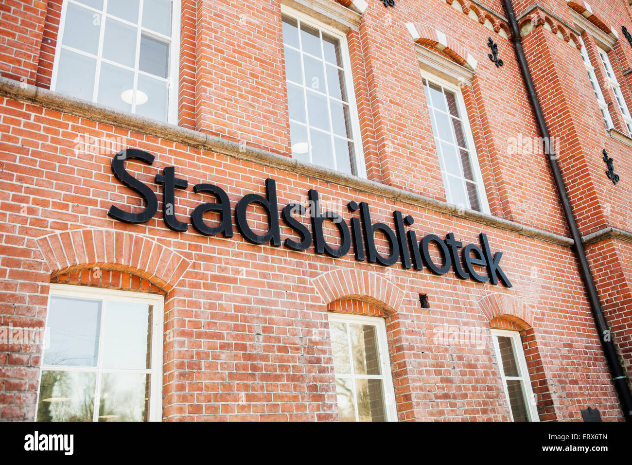 City library building sign hi-res stock photography and images - Alamy